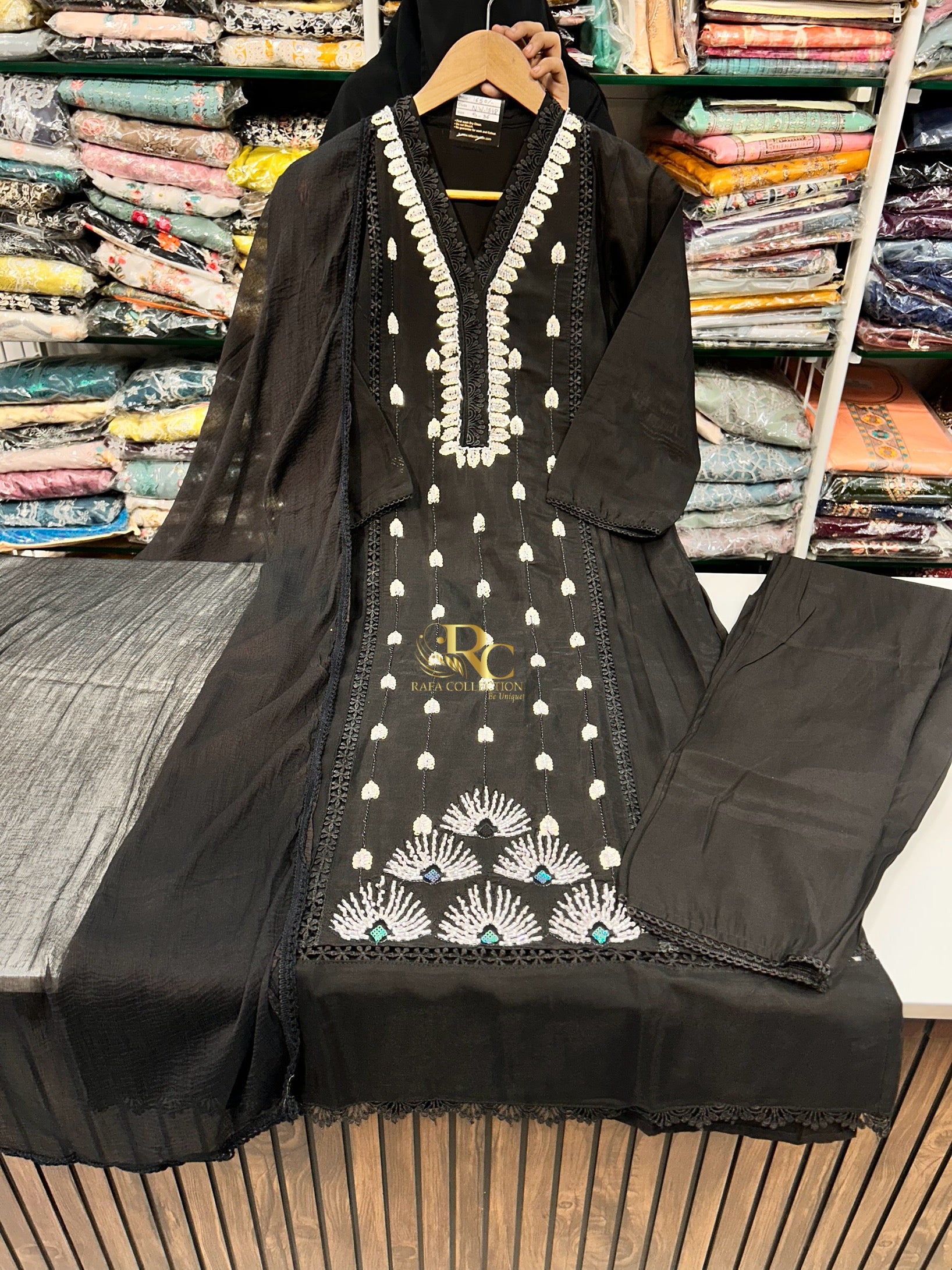 Handwork Formals 1548 – Rafa Collection